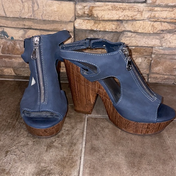 G by Guess | Shoes | Guess Wedges | Poshmark